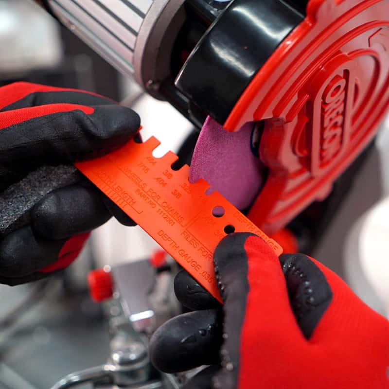 Affûtage & nettoyage Affûteuse de chaîne d'établi OREGON 410-230